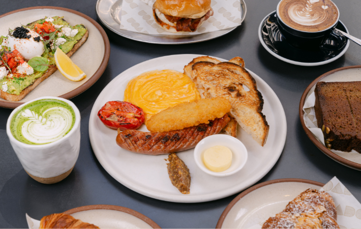 Brekkie Time at The Streets